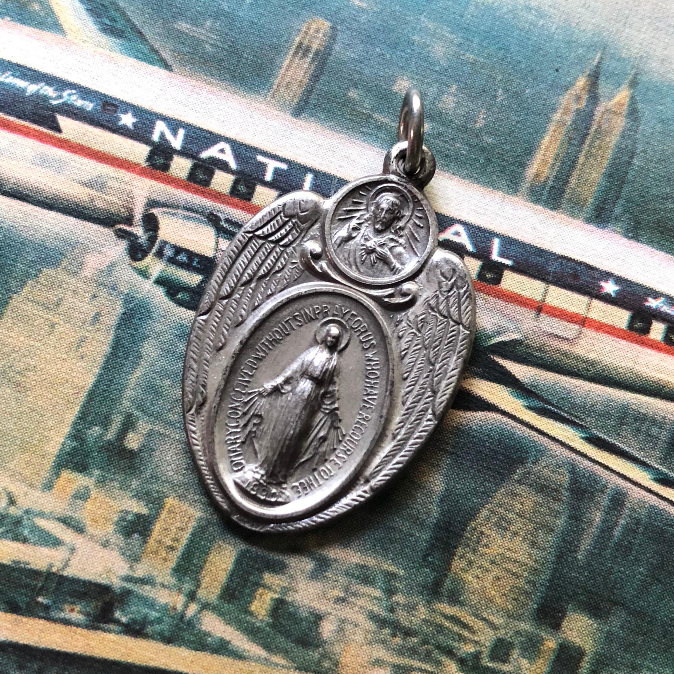 ⱽᴵᴺᵀᴬᴳᴱ 1pc WINGED SCAPULAR MEDAL Antique Religious Military - Etsy