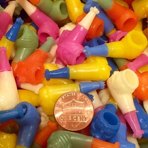 5pcs TINY BUBBLE PIPES Vintage Scary Faces Plastic Monsters Soap Pipe ...