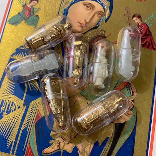 ⱽᴵᴺᵀᴬᴳᴱ 1pc MYSTERY CAPSULE SAINT Tiny Pocket Statue Miniature - Etsy