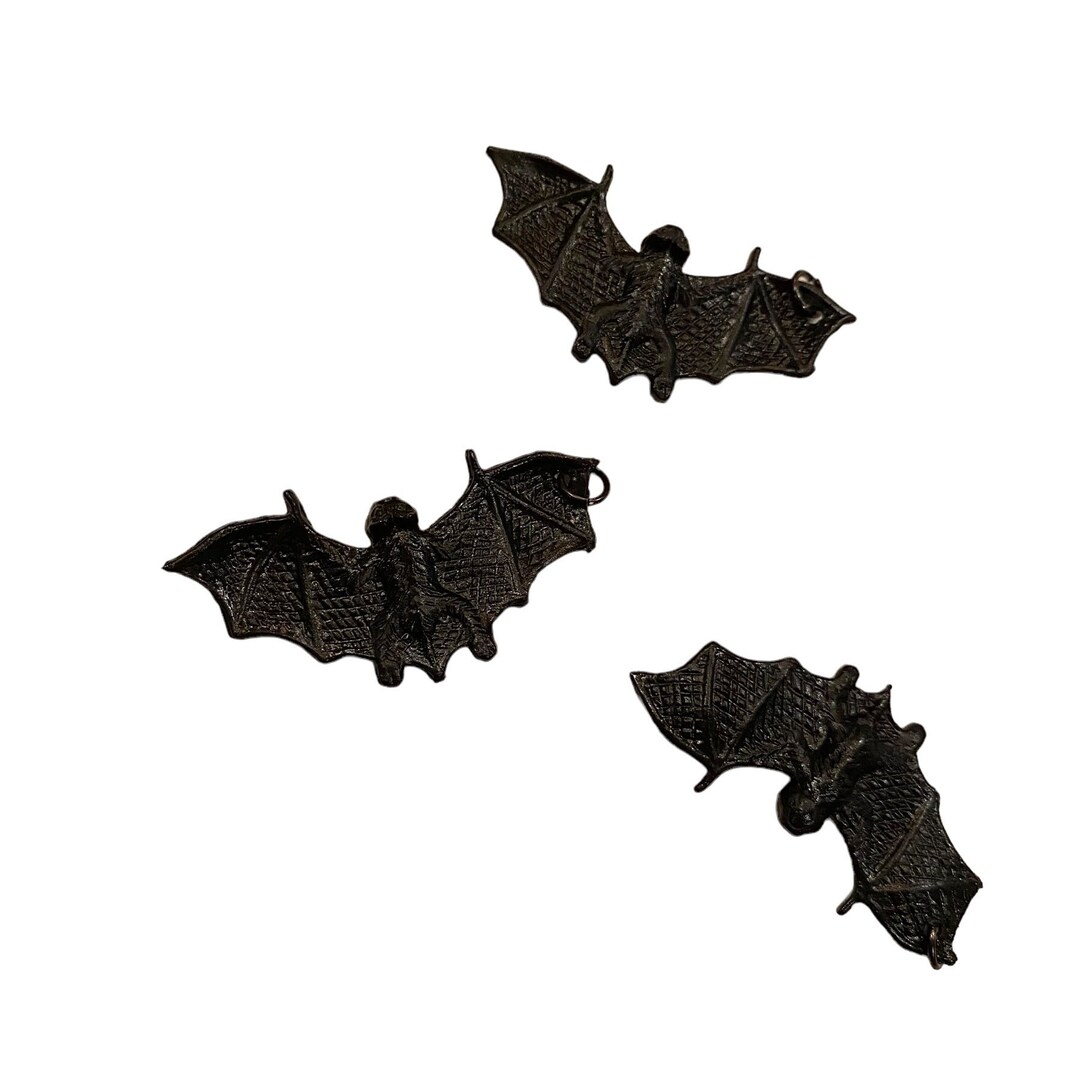 3pcs TINY BAT CHARMS 1-5/8 Miniature Bats Halloween - Etsy