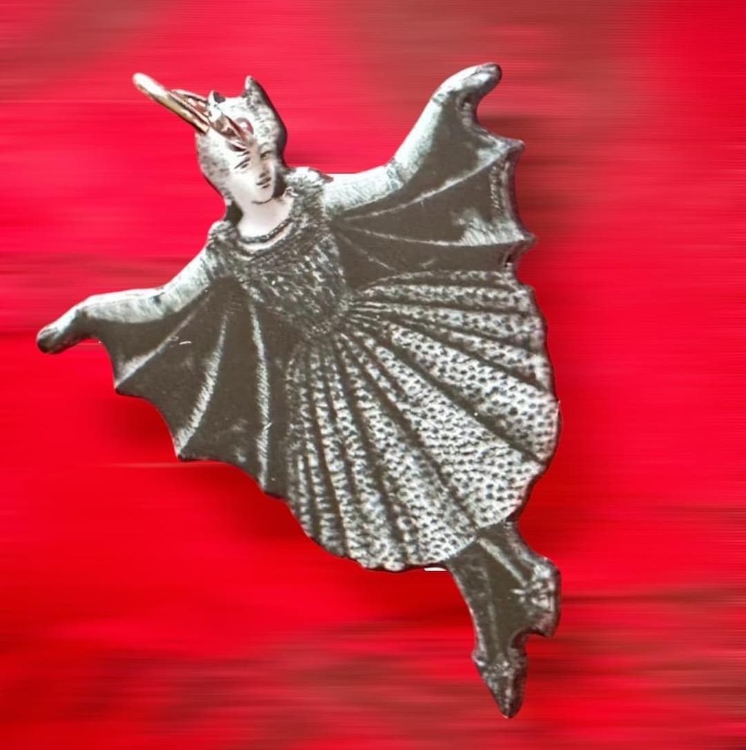 1pc BAT LADY CHARM 1.5" Acrylic Vintage Style Pendant Victorian Costume ...