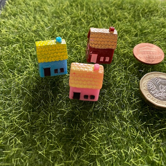 3pcs TINY PLASTIC HOUSES Super Mini Cottages Hand Painted - Etsy