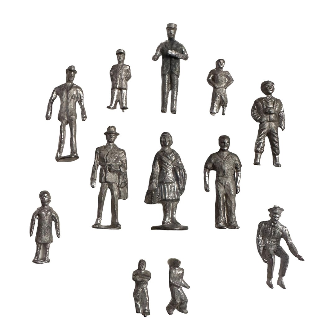 1pc TINY METAL PERSON Vintage 1950s Hand Cast Miniature People Doll ...