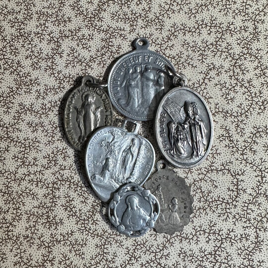 6pcs SAINT MEDALS LOT Vintage + Antique Saint Martin De Porres Lourdes ...