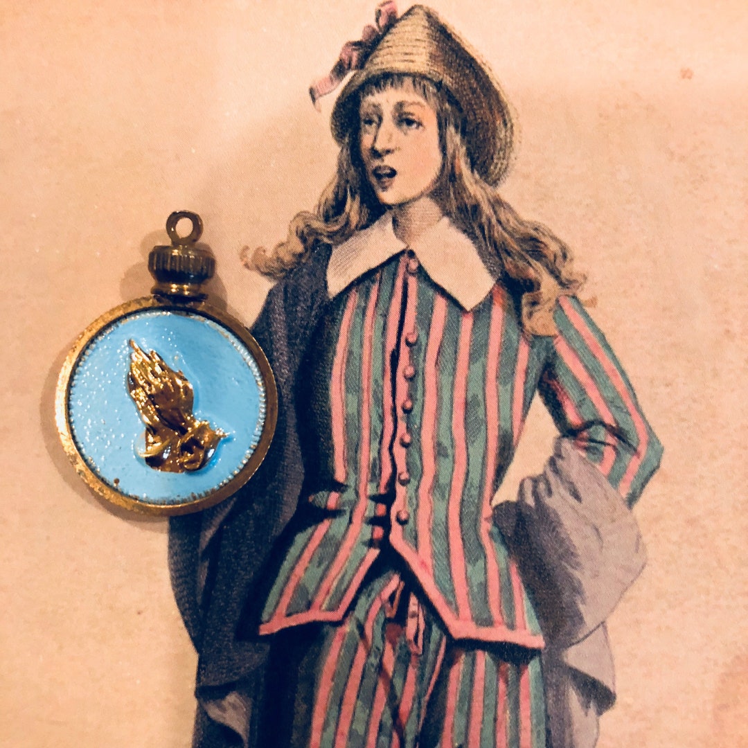 VINTAGE PRAYER CHARM Retro Aqua Praying Hands Medal in Bezel - Etsy