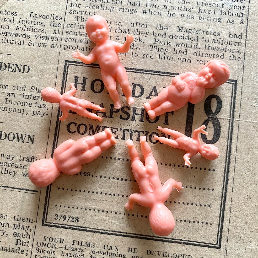 6pcs PLASTIC BABIES COLLECTION Vintage Baby Miniatures Miniature Dollhouse Toys Tiny Dolls ...