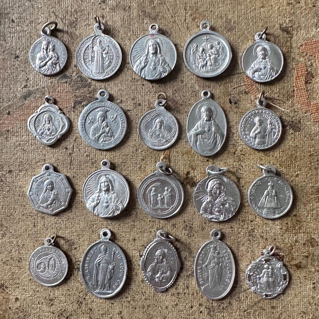 1pc VINTAGE RELIGIOUS MEDAL Old Saint Medals Catholic Medallions ...