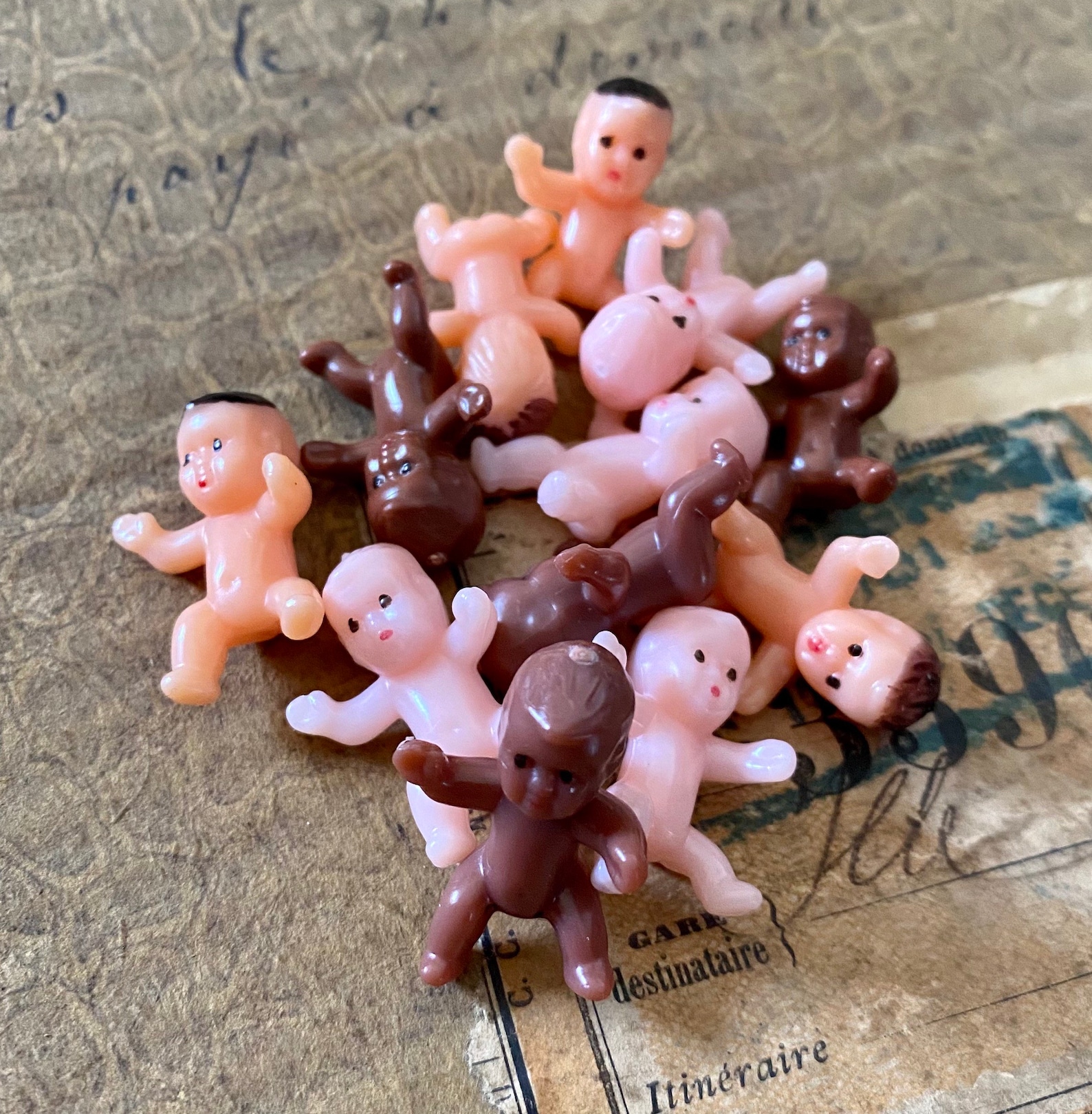 12pcs MINI PLASTIC BABIES All Skins Instant Collection Tiny - Etsy
