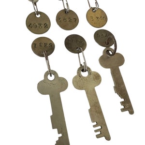 1pc BANK SAFE KEY Vintage Vault Safety Deposit Box Bank Ephemera Aged ...