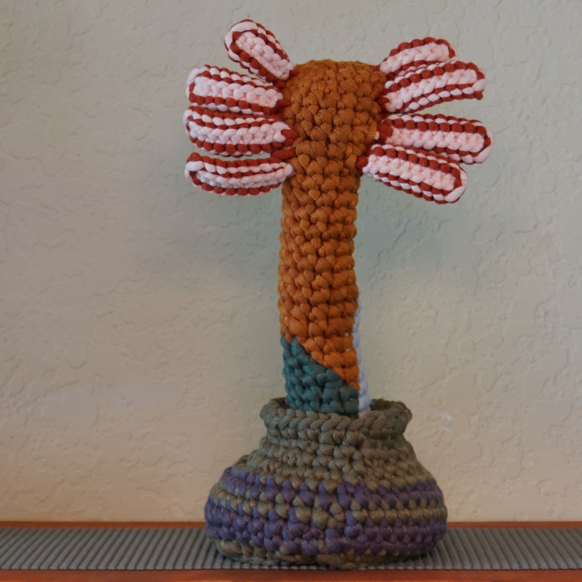 Crochet Wiggler Queen Monster Hunter Plush - Etsy