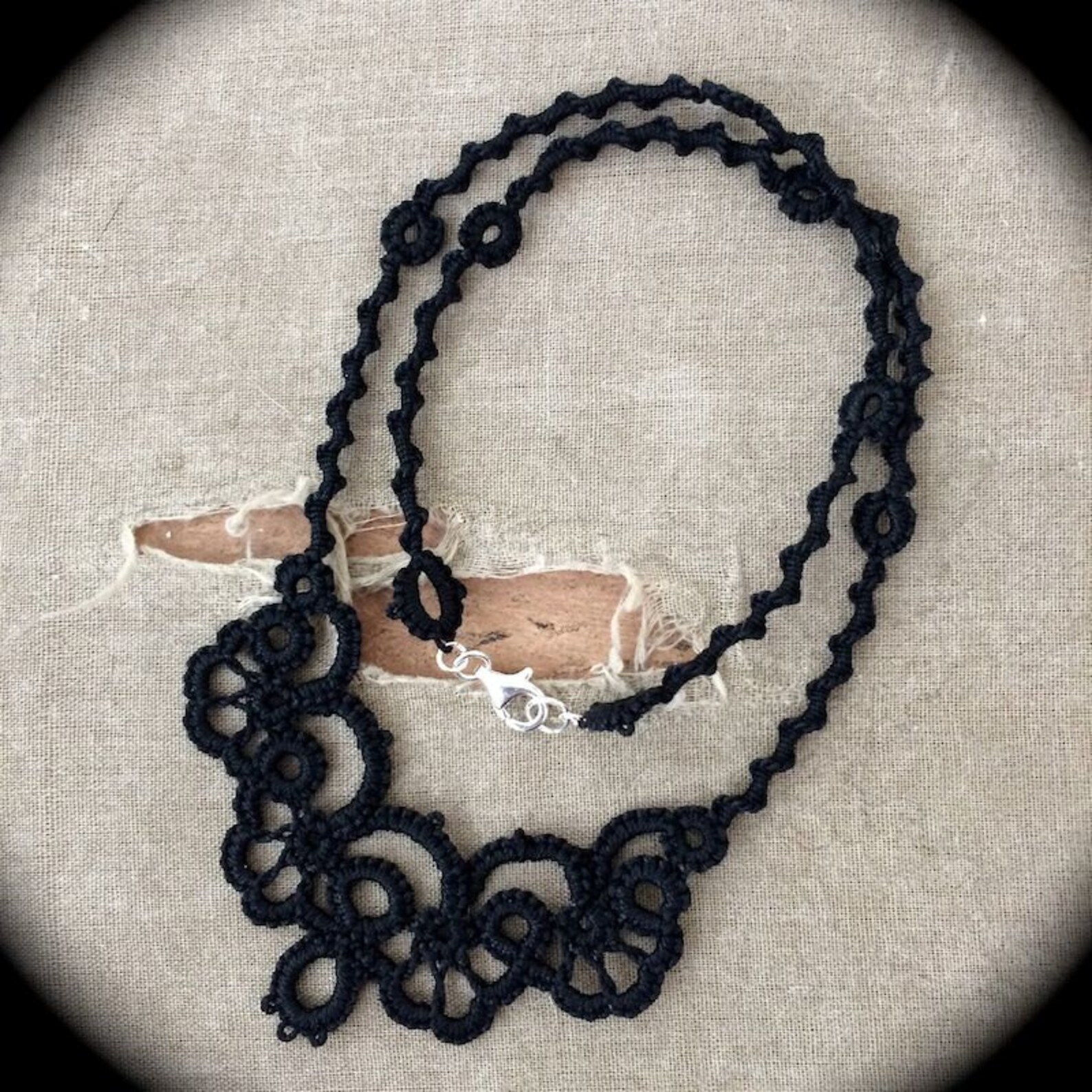 Tatted Lace Necklace - the Twisted Ripple - Etsy