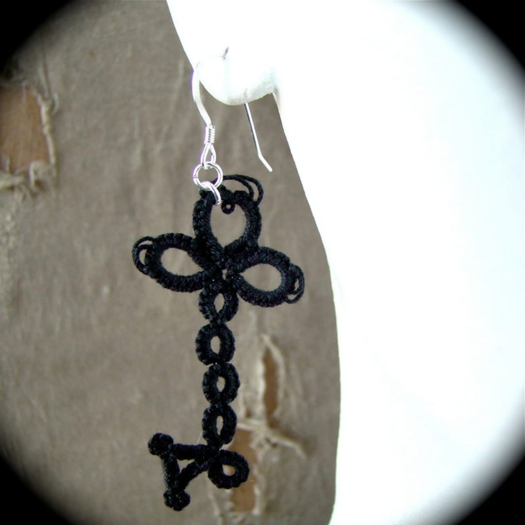 Tatted Lace Key Earrings - Skeleton Keys - Etsy