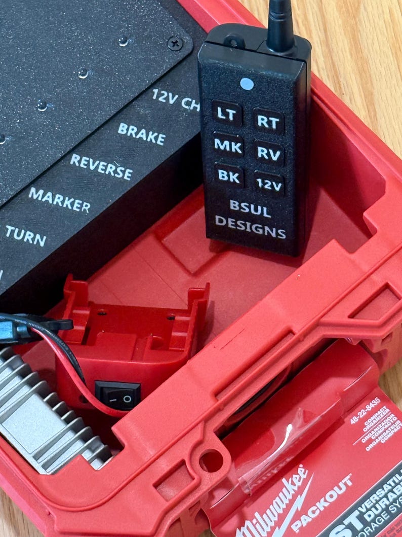 Milwaukee M18 WIRELESS Packout Trailer Light Tester Weathertight 7 Pin ...