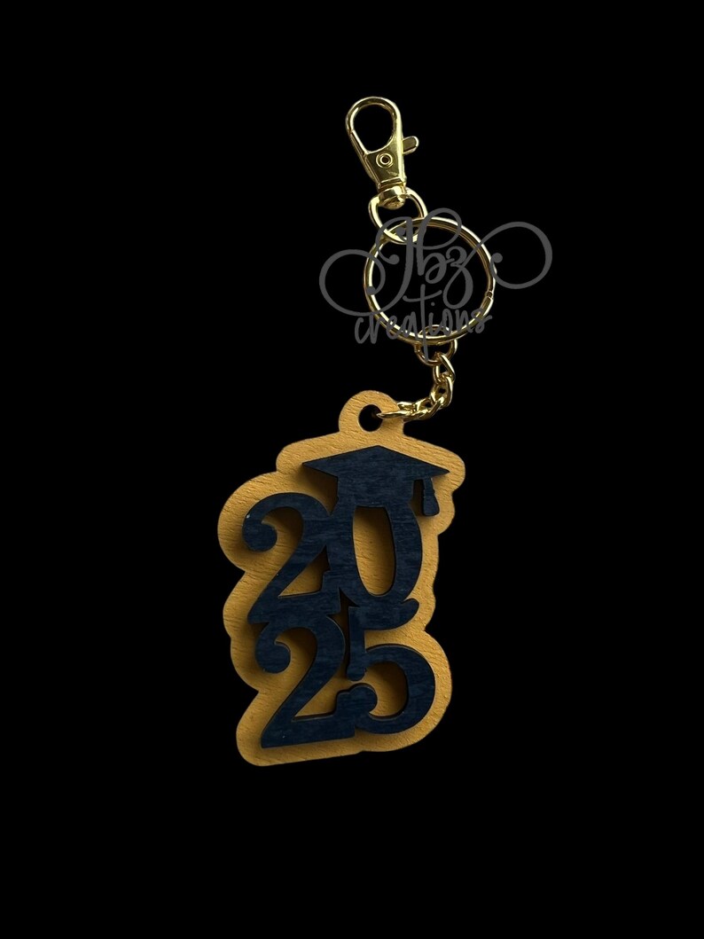 2025 Graduation Keychain Gift Graduation Gift for Teen Custom School ...
