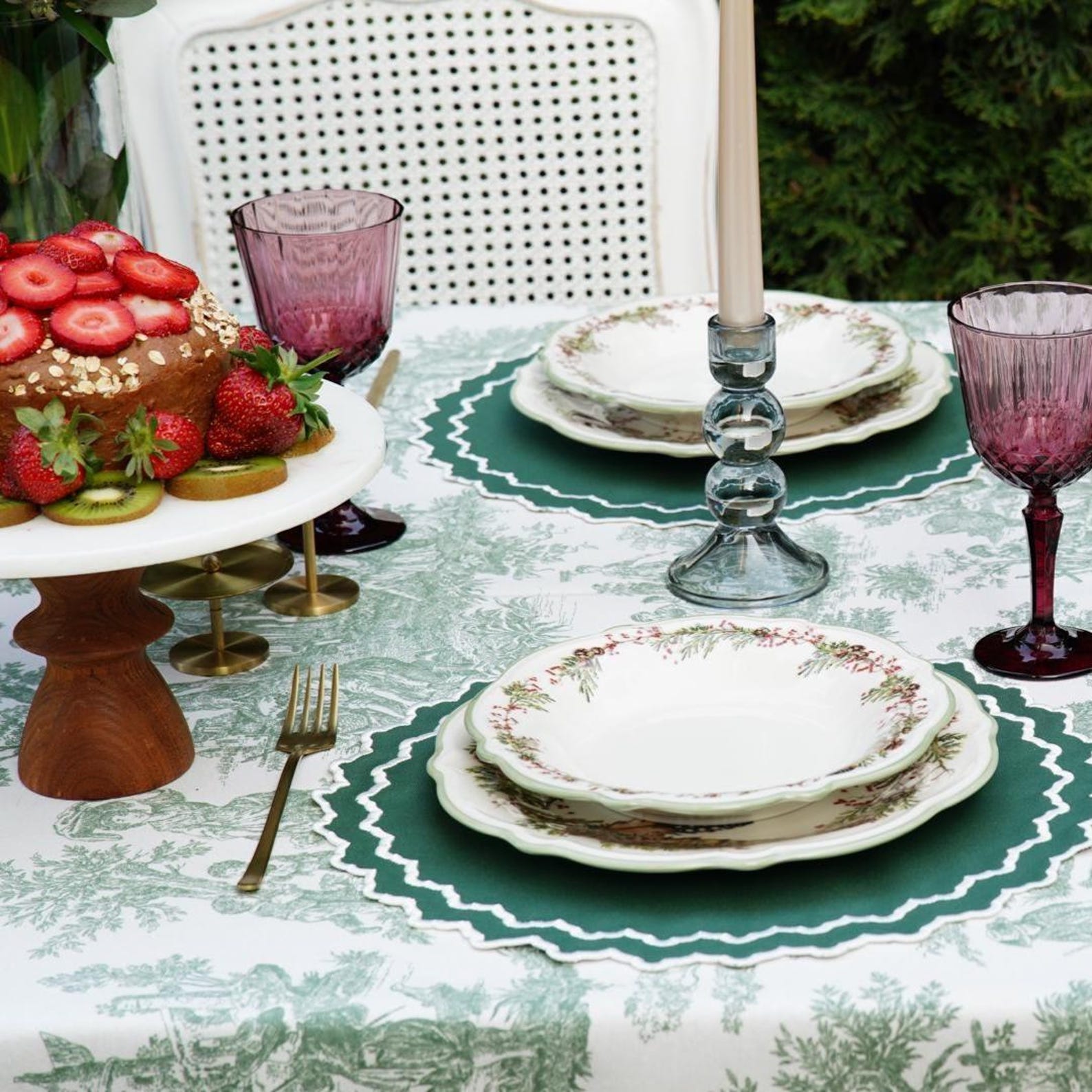 Hazel Dark Green Handmade Embroidered Cotton-blend Placemat ...