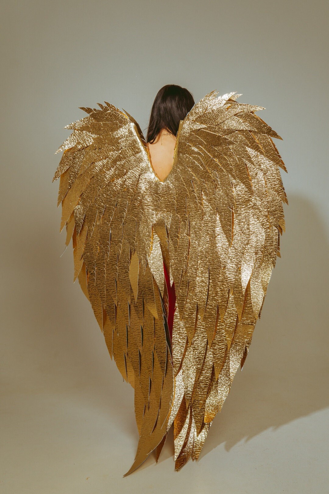 Shiny Gold Wings, Golden Angelic Wings, Accessory for Wedding Foto ...
