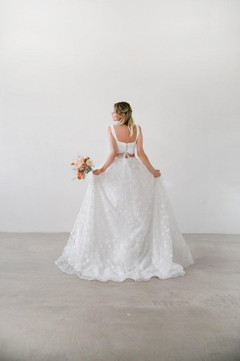 Removable Floral 3D Lace Overskirt With Horsehair Trim, Sparkle Floral ...