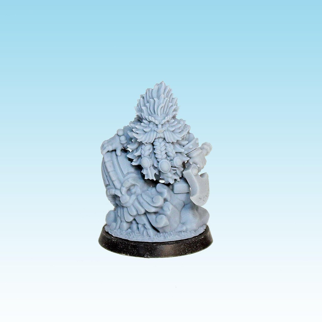 Grumpy Dwarf on Statue, Fantasy Skirmish Miniatures by Mom Miniatures ...