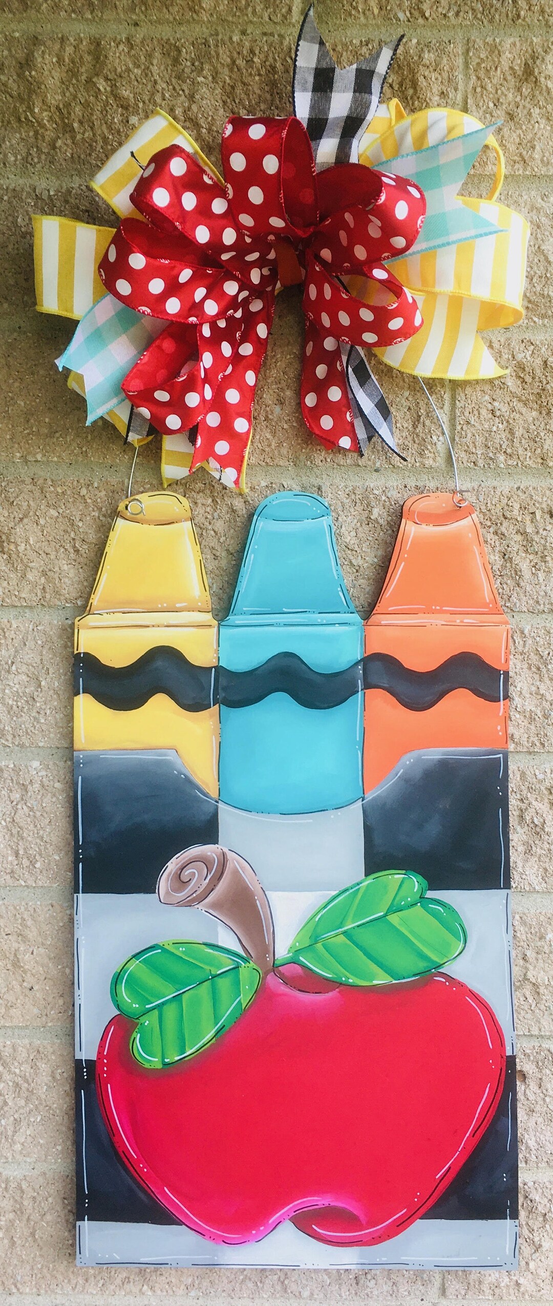 School Apple and Crayons Door Hanger - Etsy