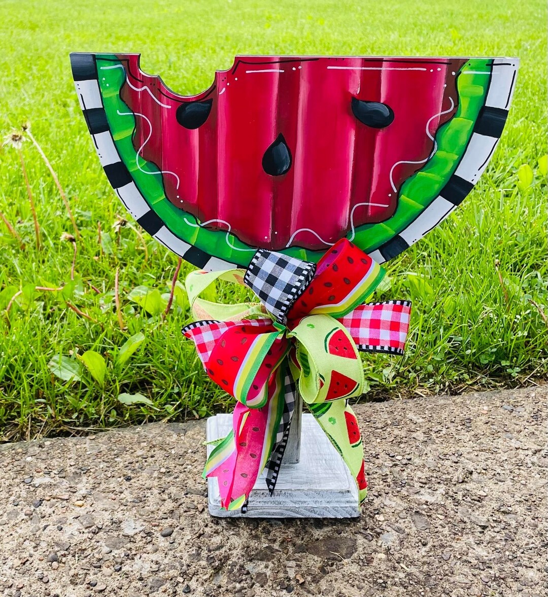 Summer Slice of Watermelon Table Topper - Etsy