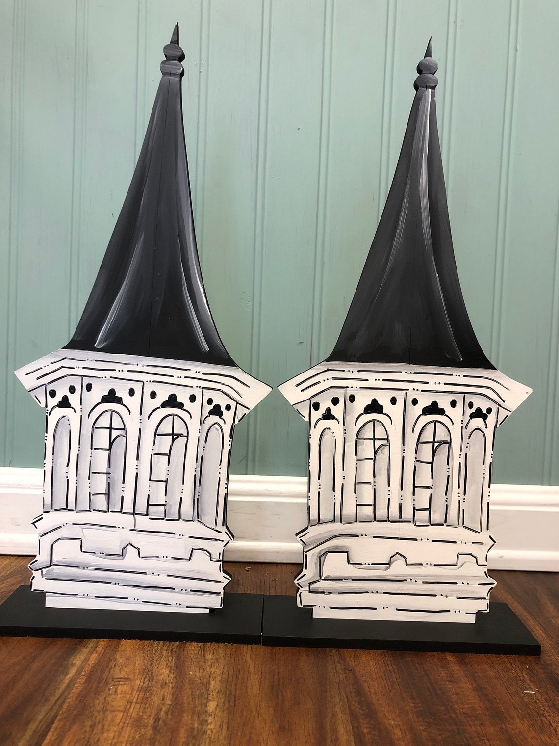Derby Bugler and Twin Spires - Etsy