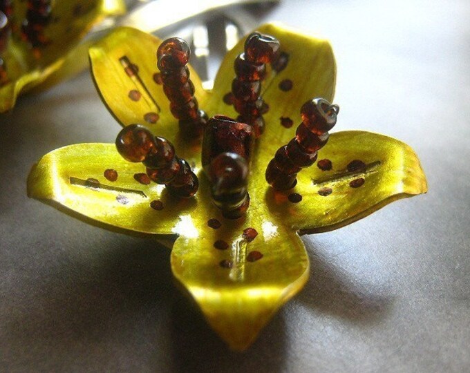 Tiger Lily Hair Clips (yellow) - Etsy