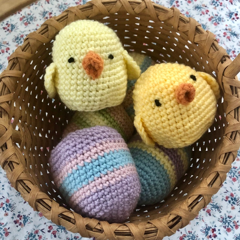 Amigurumi Crochet Reversible Easter Egg and Chick Pattern | Etsy