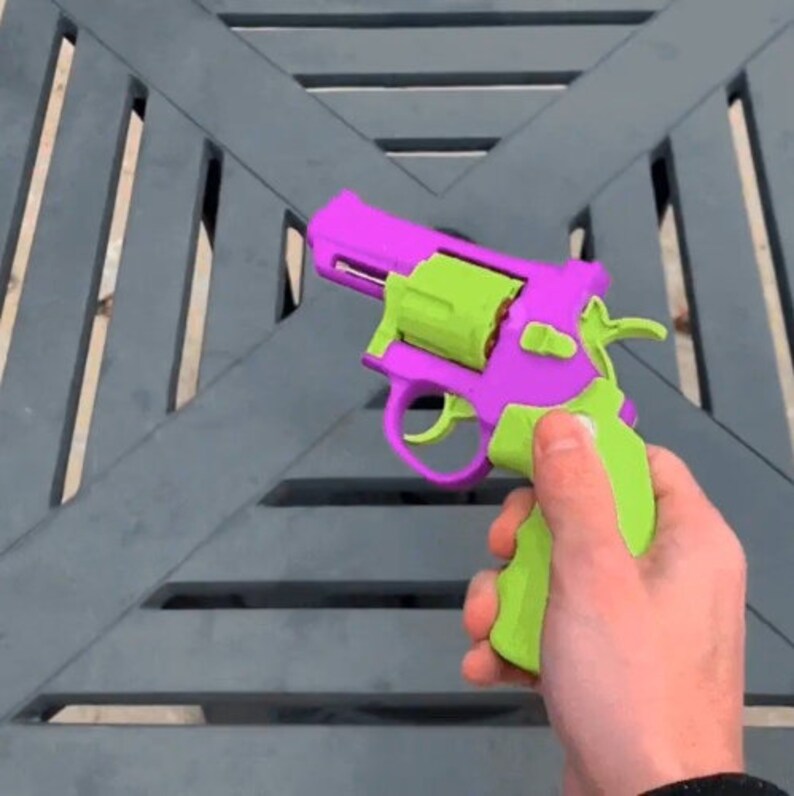 Revolver Shell Ejecting Dart Blaster Blowback Fidget Toy, Cosplay ...