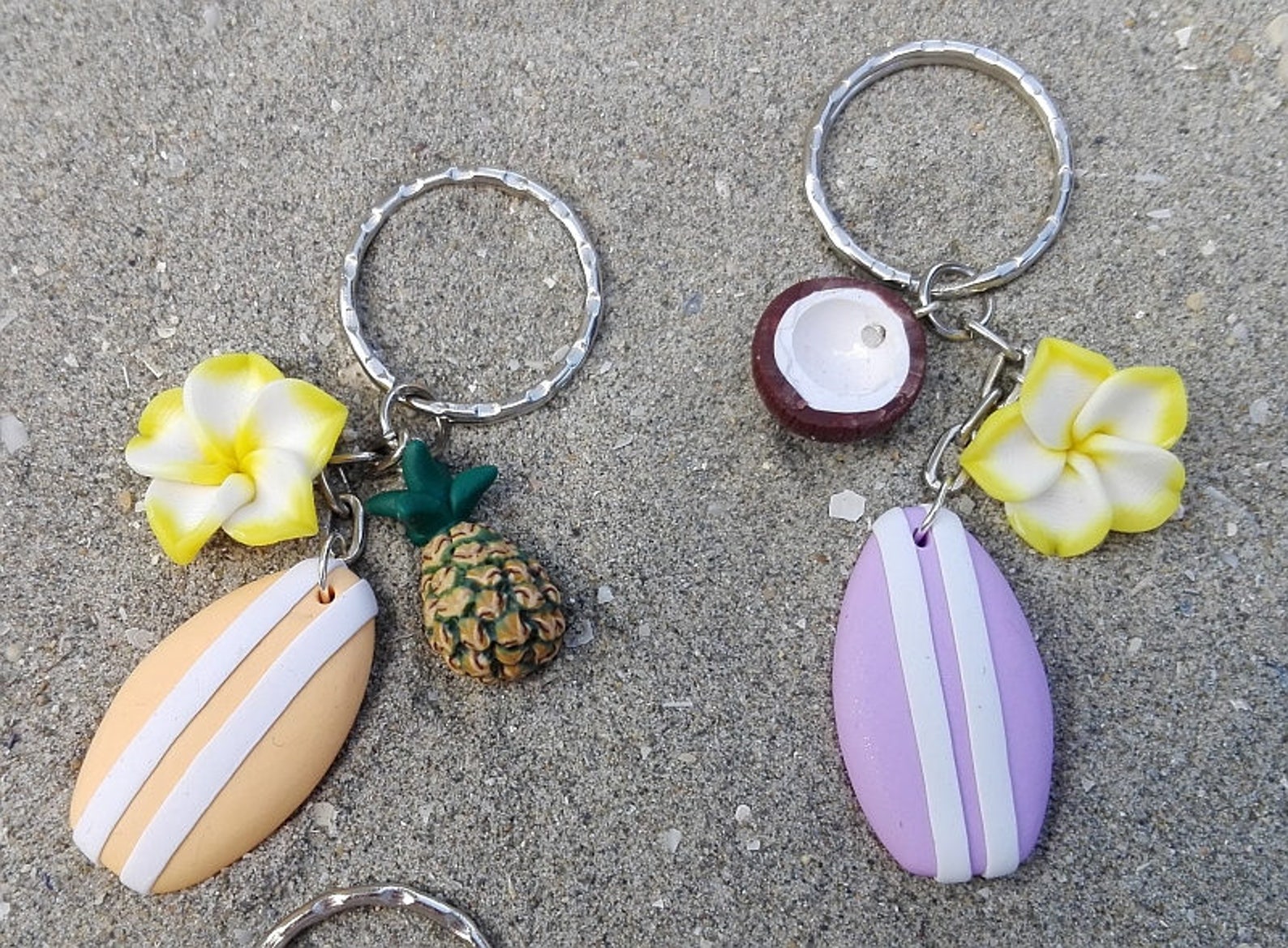 Surfer Style Keychain Surf board with plumeria flower half | Etsy