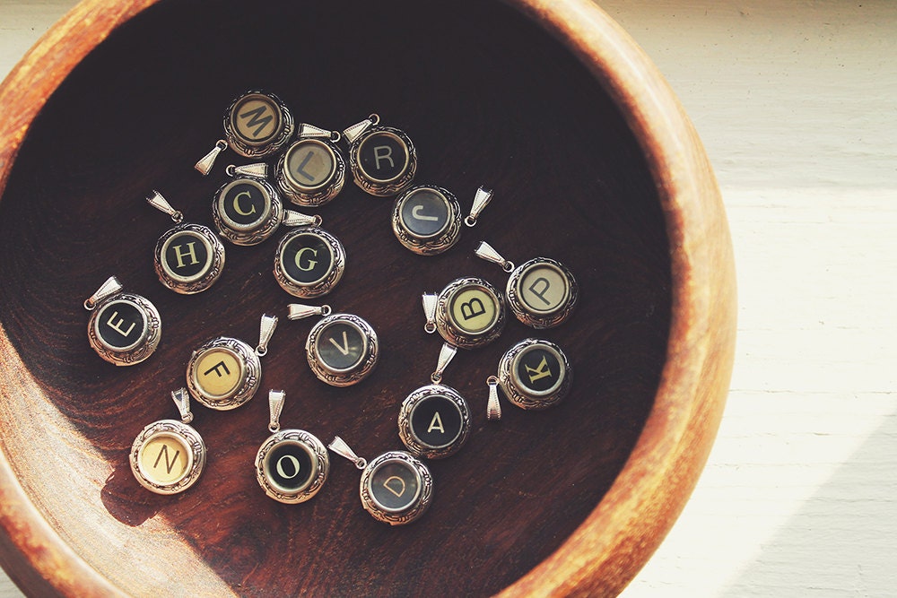 H INITIAL Vintage TYPEWRITER Key LOCKET Style Necklace Black - Etsy