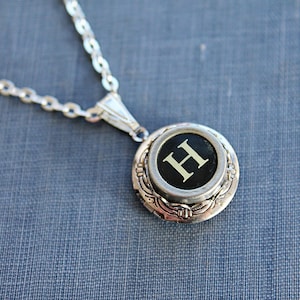 H INITIAL Vintage TYPEWRITER Key LOCKET Style Necklace Black - Etsy