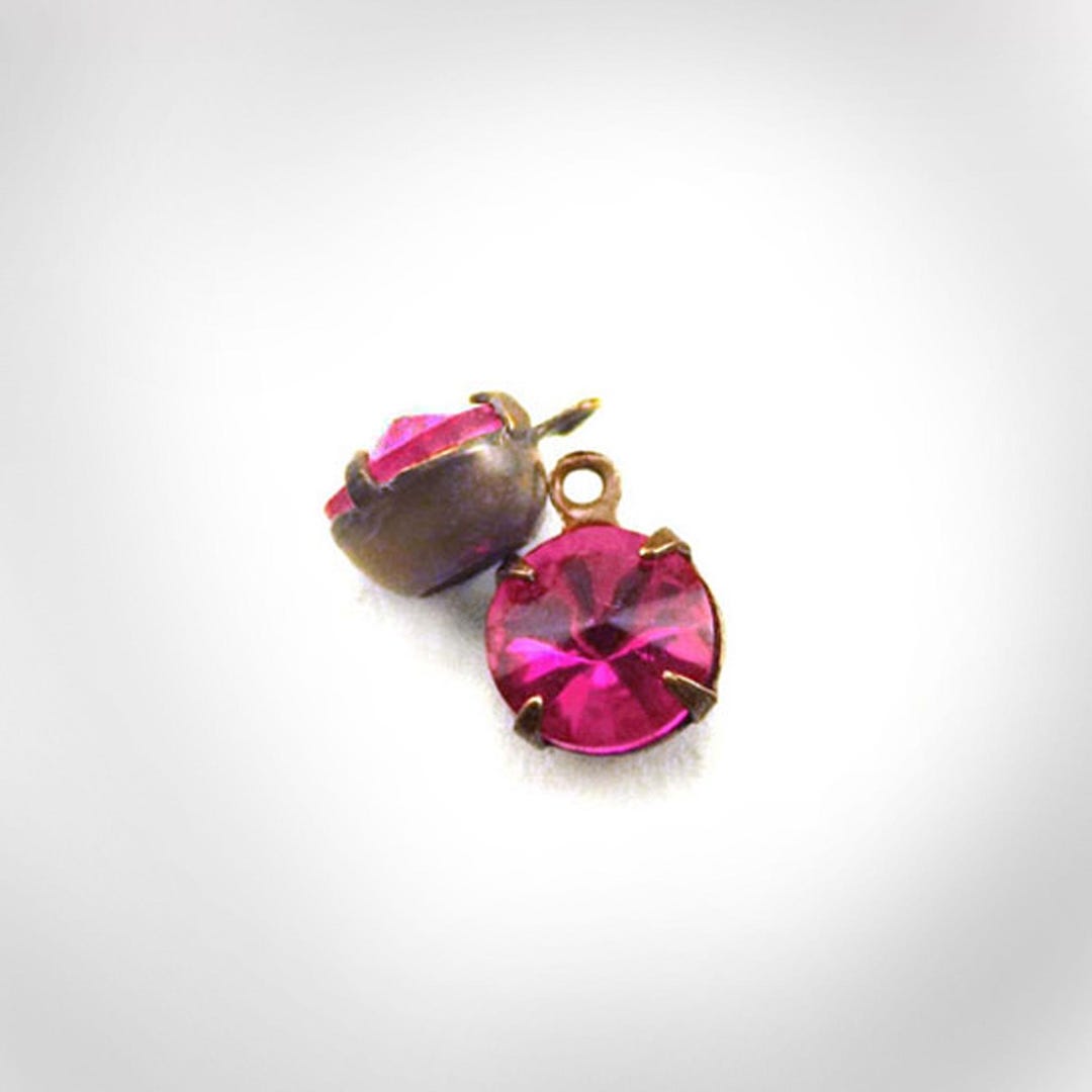 Fuschia Pink 8mm Round Glass Gems With Rivoli Faceting, 2 Pc - Etsy