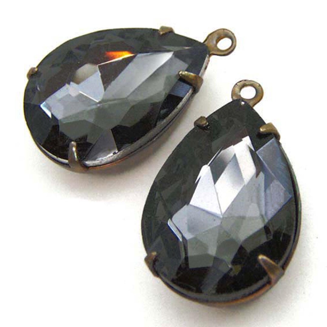 Black Diamond 18x13mm Glass Pears for Pendants, Connector Links, or ...