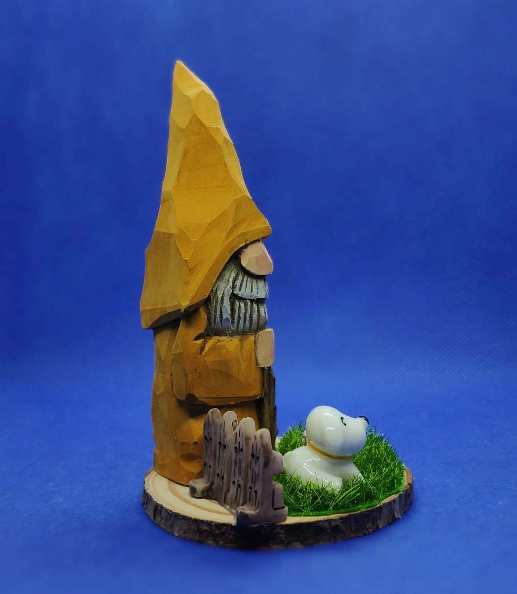 Hand Wood Carved and Painted Wizard Carving - Etsy UK