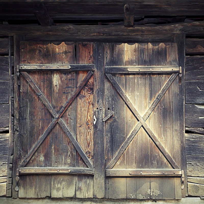 Barn Door Backdrop - Etsy