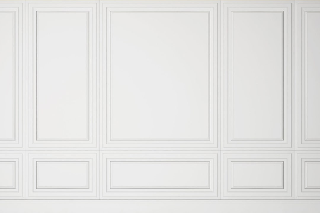 Classic White Wainscoting Wall Backdrop ⋅ Elegant White Molding Design ...