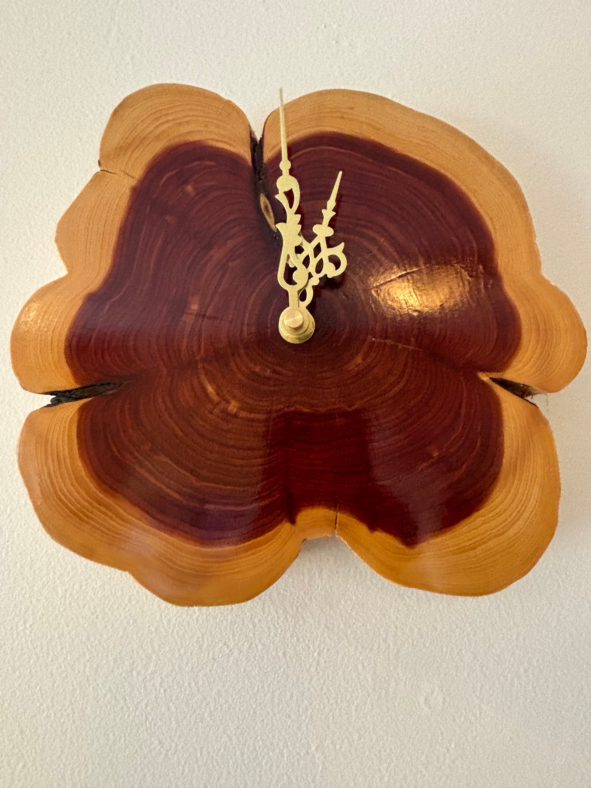 Live Edge Red Cedar Clock - Etsy