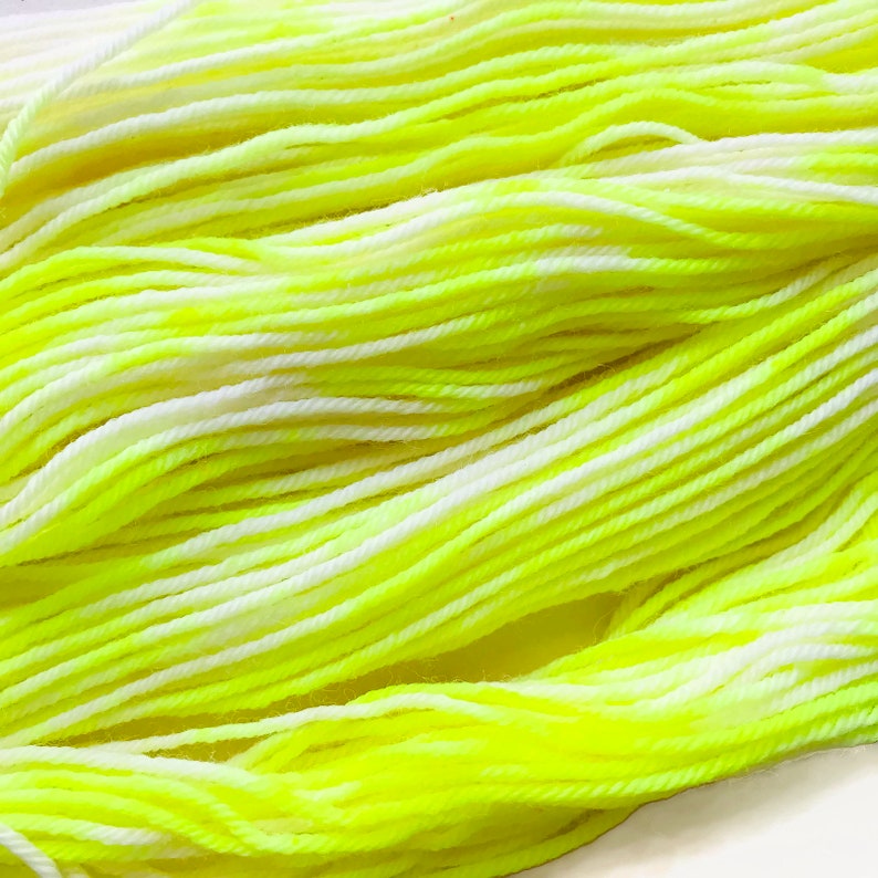 VOLT CREAM hand dyed yarn mini skein sock fingering DK yarn | Etsy