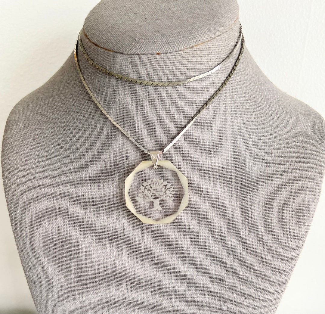 Vintage 1981 Avon Lead Crystal Tree of Life Necklace // Luluglitterbug ...