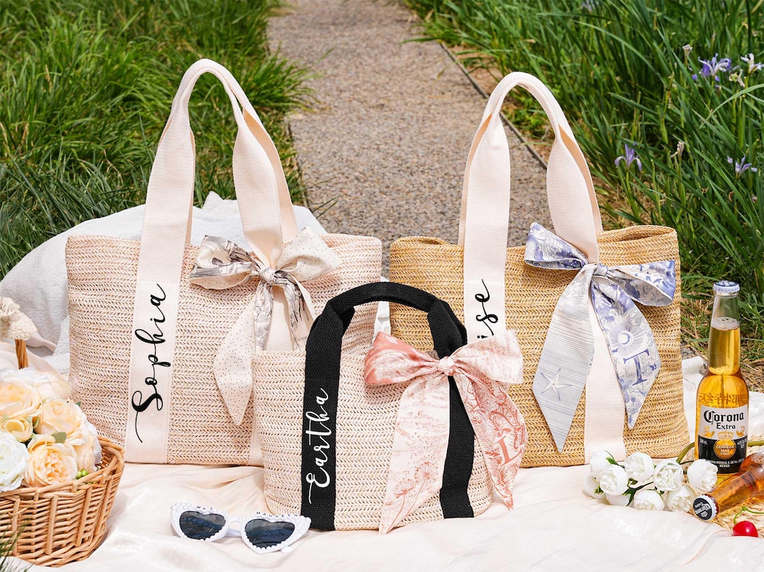 Personalized Bridesmaid Beach Bags,custom Straw Bags,bridesmaids Burlap Tote Bags,wedding Favors ...