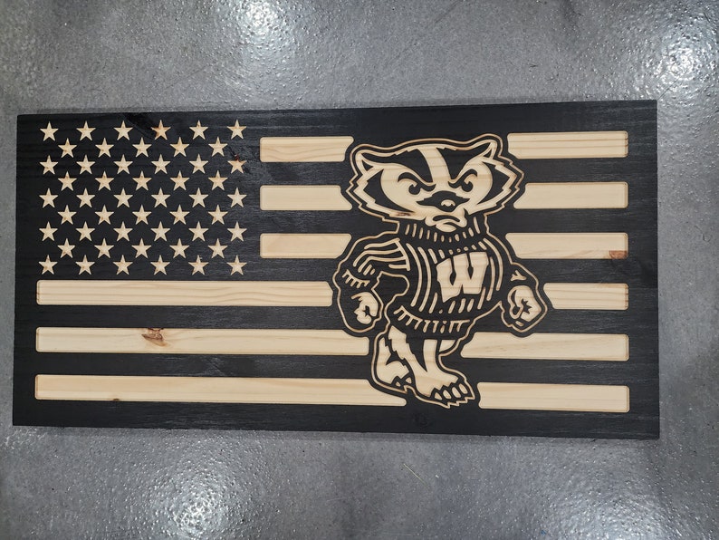 Badgers Wooden Carved Flag, Wisconsin Badgers Football Team Decor, Wall ...
