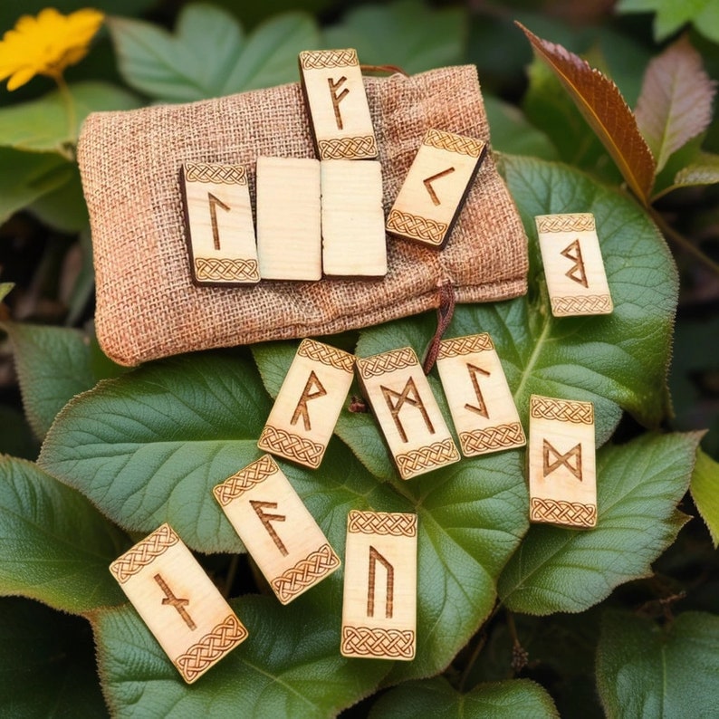 Divination Board for Runes With Runes Set,casting Board, Fortune Teller ...