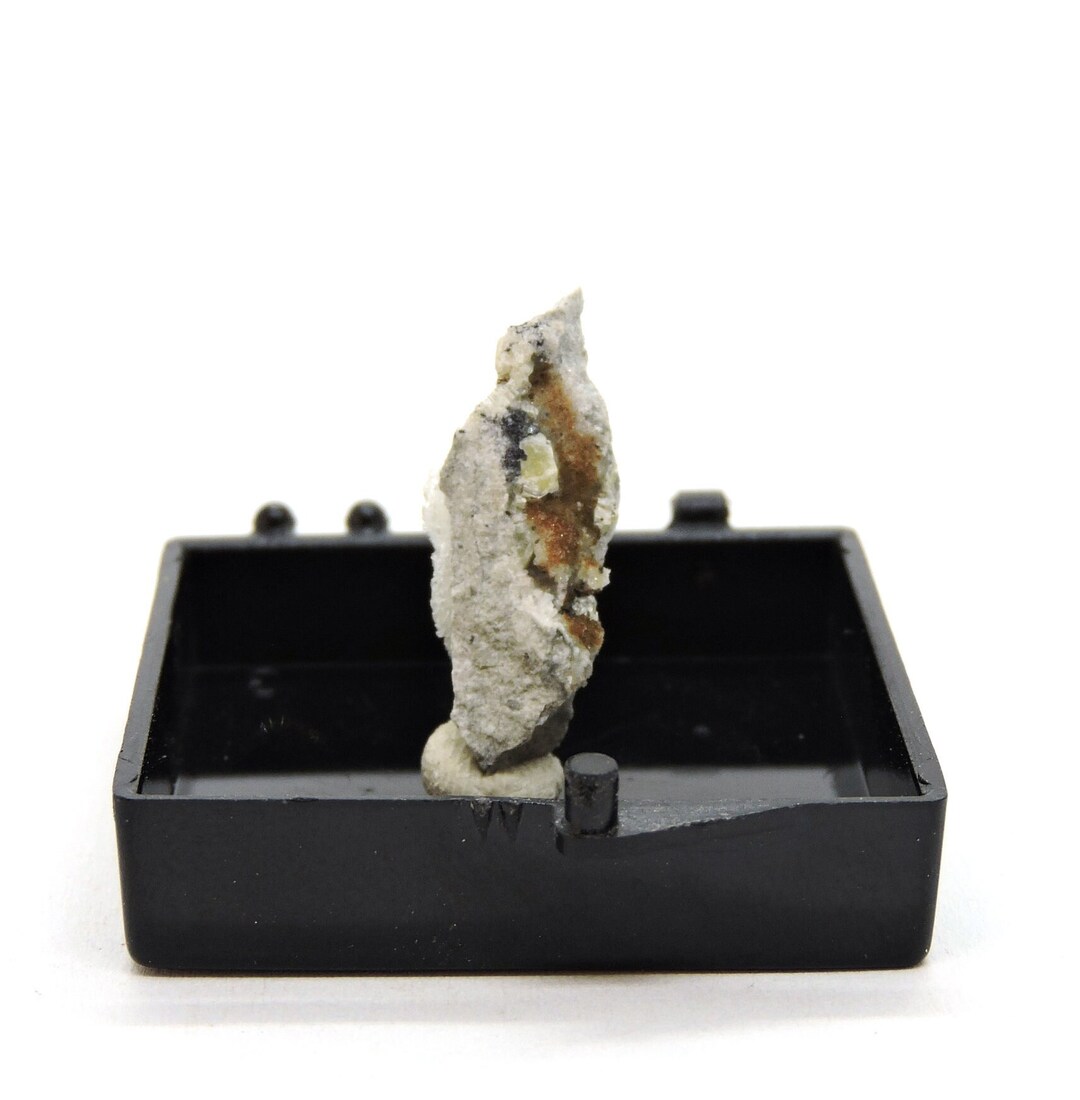 Weloganite in Perky Box Thumbnail Mineral Specimen - Etsy