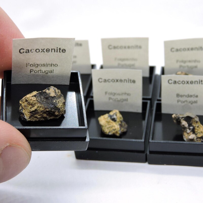 Cacoxenite - Etsy
