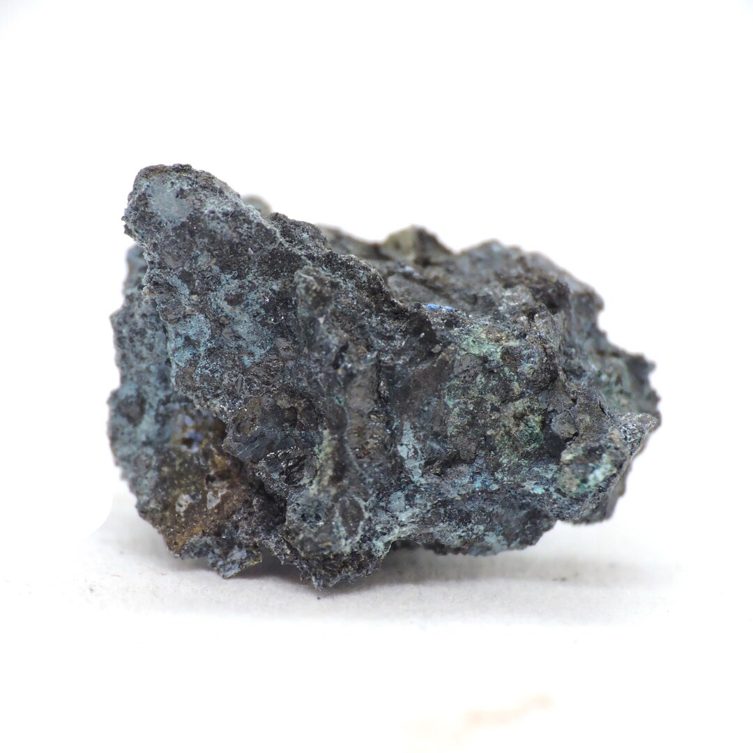 Spertiniite in Perky Box Thumbnail Mineral Specimen - Etsy Australia