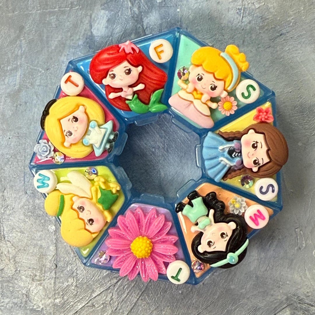 Princess-themed Circular Weekly Pill Organizer – 7-day Cute Disney ...