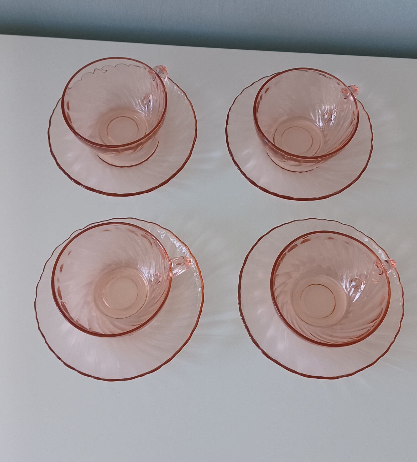 Vintage Arcoroc Pink Depression Glass Teacup Saucer Set of 4 Swirl ...