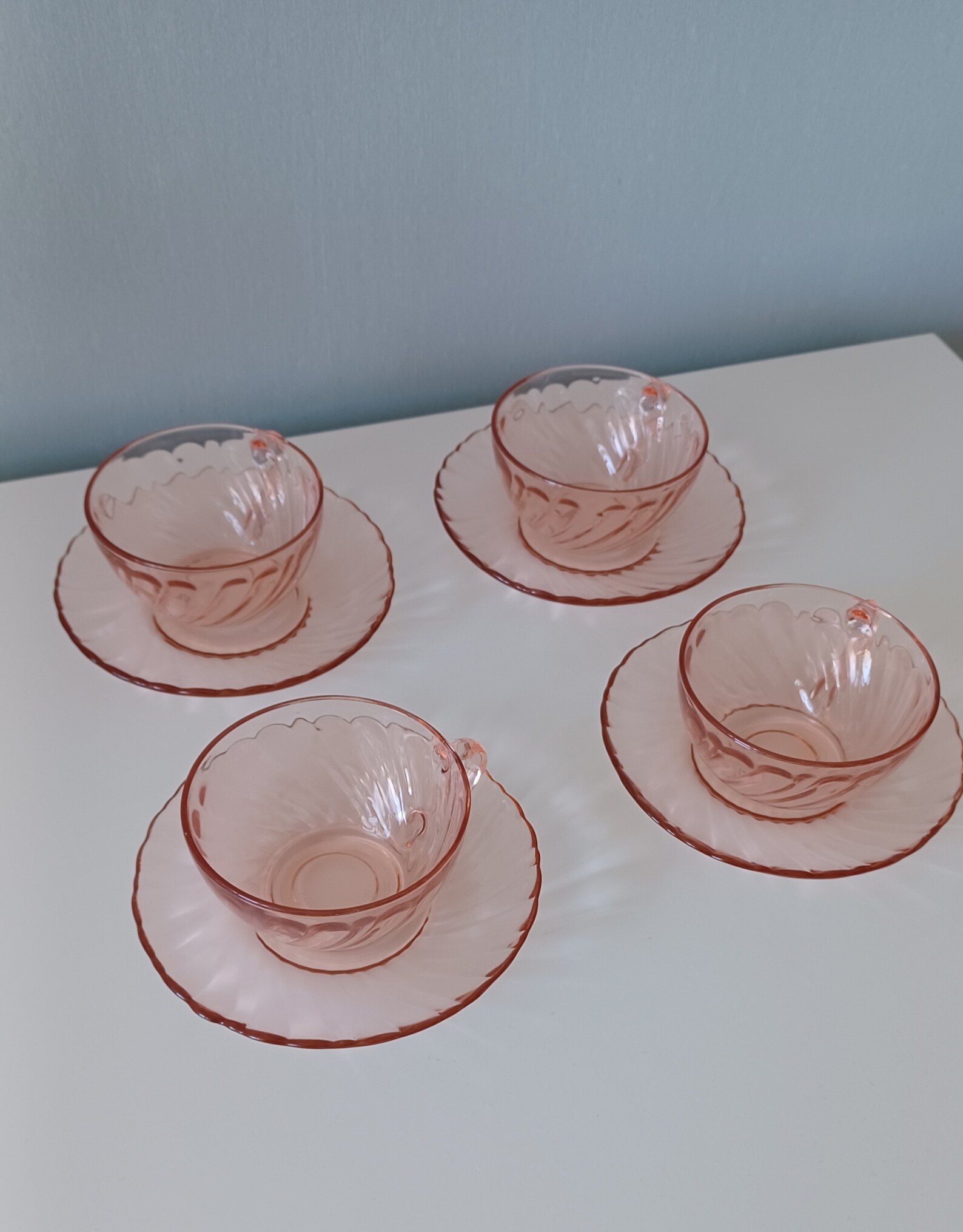 Vintage Arcoroc Pink Depression Glass Teacup Saucer Set of 4 Swirl ...