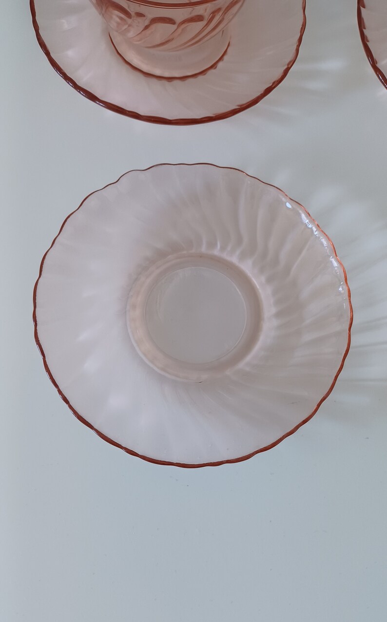 Vintage Arcoroc Pink Depression Glass Teacup Saucer Set of 4 Swirl ...