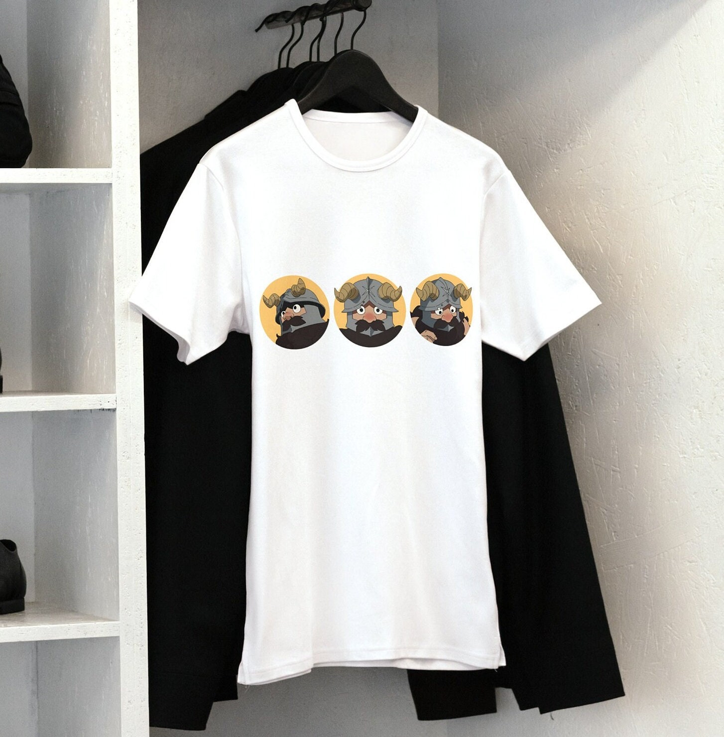 Delicious in Dungeon T-shirt, Dungeon Meshi Manga Merch, Senshi, Anime ...